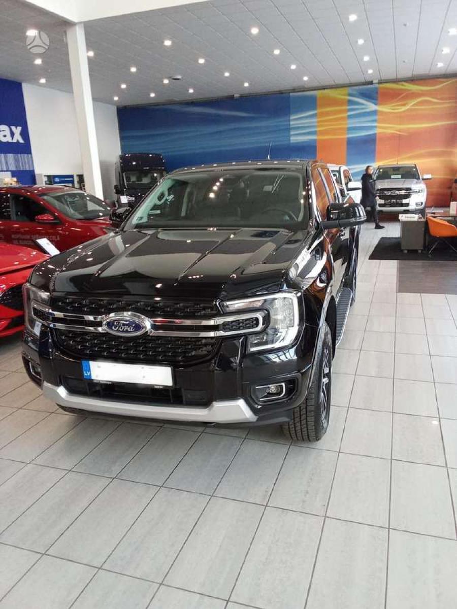 Black Ford Ranger 2024 in Riga, with an engine capacity of 2.00 L and mileage of 15 thousand km for 44500 €, photo 3 on AUTOMOTO.COM.LV
