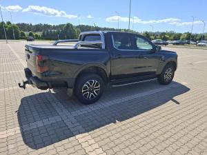 Black Ford Ranger 2024 in Riga, with an engine capacity of 2.00 L and mileage of 15 thousand km for 44500 €, photo 11 on AUTOMOTO.COM.LV