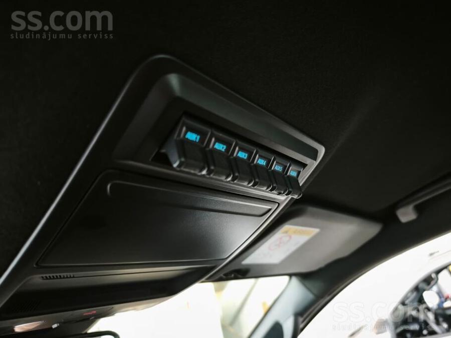 Melns Ford Ranger 2024 Rīga, ar dzinēja tilpumu 2.00 L un nobraukumu 118 tūkst. km par 39900 €, foto 28 vietnē AUTOMOTO.COM.LV
