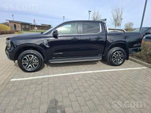 Black Ford Ranger 2024 in Riga, with an engine capacity of 2.00 L and mileage of 17 thousand km for 42100 €, photo 16 on AUTOMOTO.COM.LV