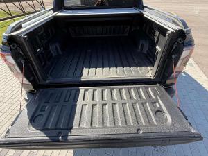 Black Ford Ranger 2024 in Akmene, with an engine capacity of 2.00 L and mileage of 73 thousand km for 59895 €, photo 7 on AUTOMOTO.COM.LV