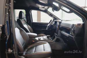 Melns Ford Ranger 2026 Tartu, ar dzinēja tilpumu 3.00 L un nobraukumu 0 tūkst. km par 59915 €, foto 12 vietnē AUTOMOTO.COM.LV