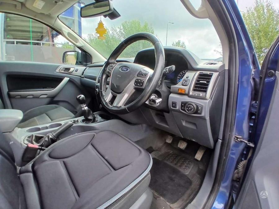 Blue Ford Ranger 2016 in Silute, with an engine capacity of 2.20 L and mileage of 150 thousand km for 7400 €, photo 6 on AUTOMOTO.COM.LV