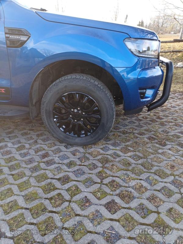 Zils Ford Ranger 2021 Tallina, ar dzinēja tilpumu 2.00 L un nobraukumu 106 tūkst. km par 38500 €, foto 10 vietnē AUTOMOTO.COM.LV