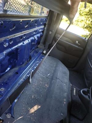 Blue Ford Ranger 2006 in Kretinga, with an engine capacity of 2.50 L and mileage of 290 thousand km for 3899 €, photo 18 on AUTOMOTO.COM.LV