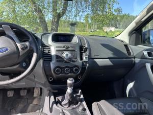 Blue Ford Ranger 2014 in Riga, with an engine capacity of 2.20 L and mileage of 237 thousand km for 9000 €, photo 16 on AUTOMOTO.COM.LV