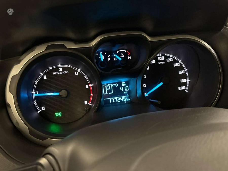 Blue Ford Ranger 2014 in Marijampole, with an engine capacity of 2.20 L and mileage of 177 thousand km for 12999 €, photo 4 on AUTOMOTO.COM.LV
