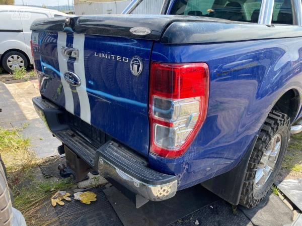 Blue Ford Ranger 2014 in Raseiniai, with an engine capacity of 3.20 L and mileage of 227 thousand km for 7000 €, photo 6 on AUTOMOTO.COM.LV