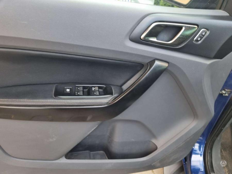Zils Ford Ranger 2018 Kauņa, ar dzinēja tilpumu 3.20 L un nobraukumu 89 tūkst. km par 15400 €, foto 9 vietnē AUTOMOTO.COM.LV