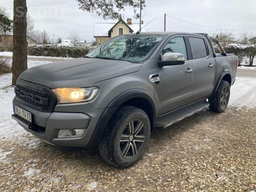 Zils Ford Ranger 2018 Bauska, ar dzinēja tilpumu 3.20 L un nobraukumu 250 tūkst. km par 16999 €, foto 5 vietnē AUTOMOTO.COM.LV