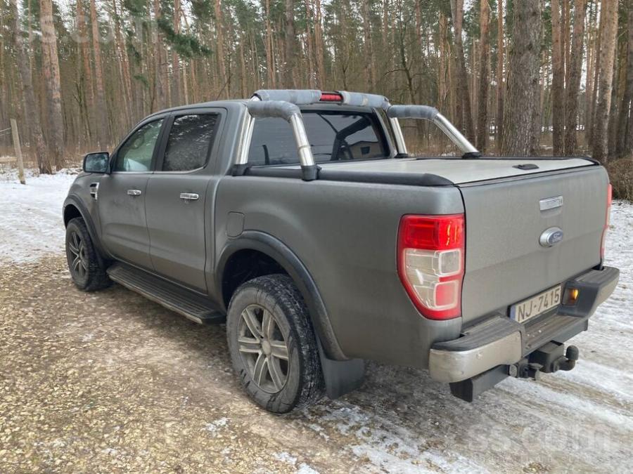 Zils Ford Ranger 2018 Bauska, ar dzinēja tilpumu 3.20 L un nobraukumu 250 tūkst. km par 16999 €, foto 9 vietnē AUTOMOTO.COM.LV