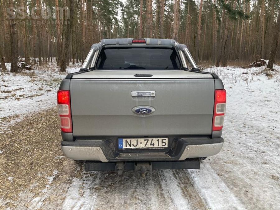 Zils Ford Ranger 2018 Bauska, ar dzinēja tilpumu 3.20 L un nobraukumu 250 tūkst. km par 16999 €, foto 11 vietnē AUTOMOTO.COM.LV