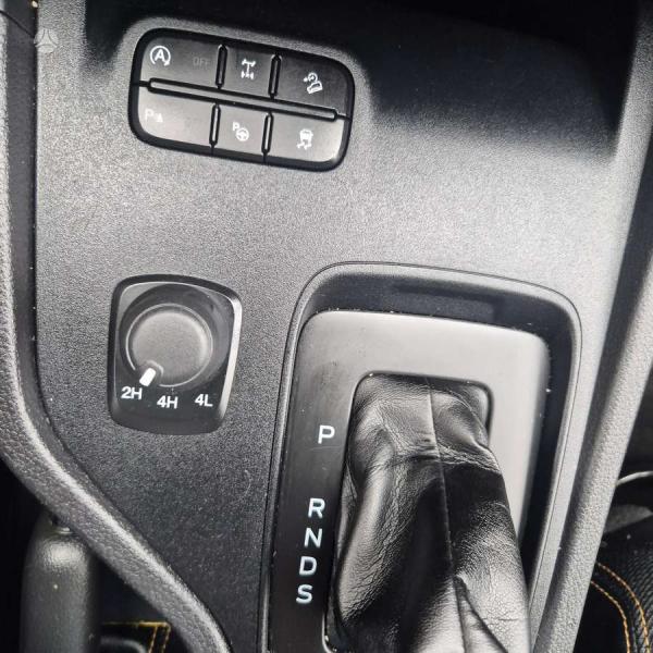 Brūns Ford Ranger 2019 Kauņa, ar dzinēja tilpumu 2.00 L un nobraukumu 224 tūkst. km par 18300 €, foto 8 vietnē AUTOMOTO.COM.LV