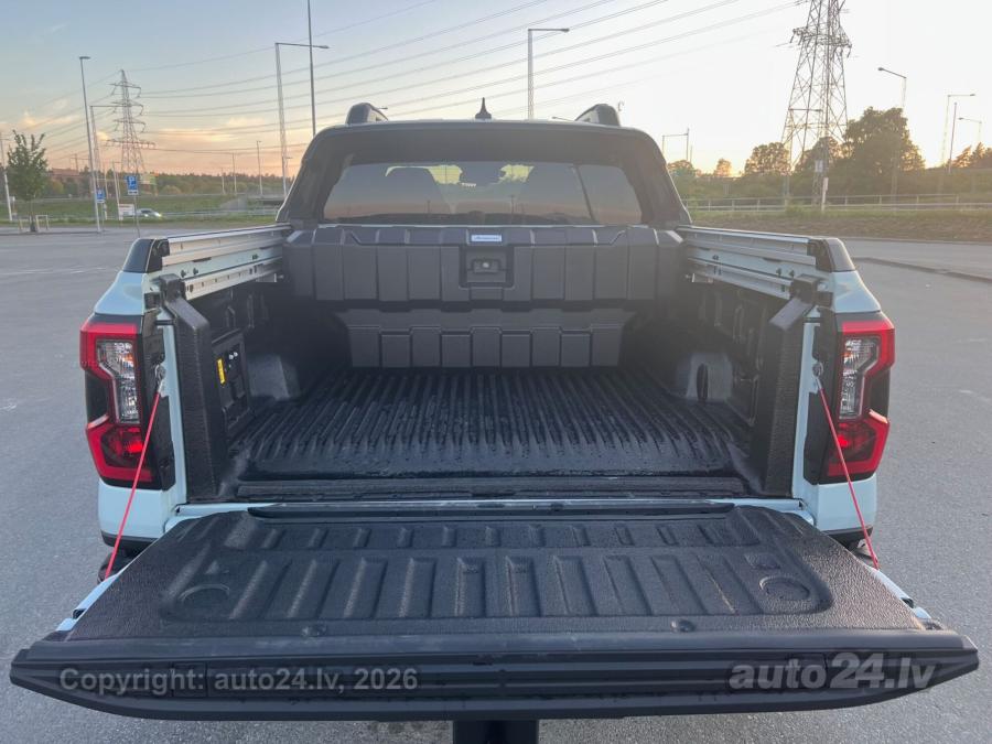 Ford Ranger 2025 in Tallinn, with an engine capacity of 2.30 L and mileage of 10 thousand km for 56000 €, photo 6 on AUTOMOTO.COM.LV