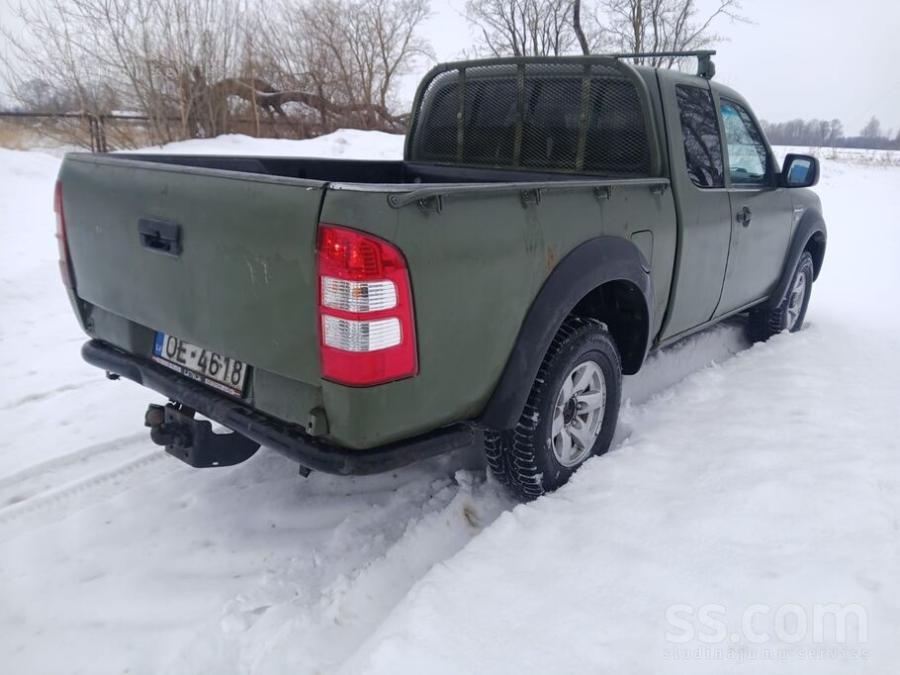 Green Ford Ranger 2008 in Bauska, with an engine capacity of 2.50 L and mileage of 382 thousand km for 6900 €, photo 5 on AUTOMOTO.COM.LV