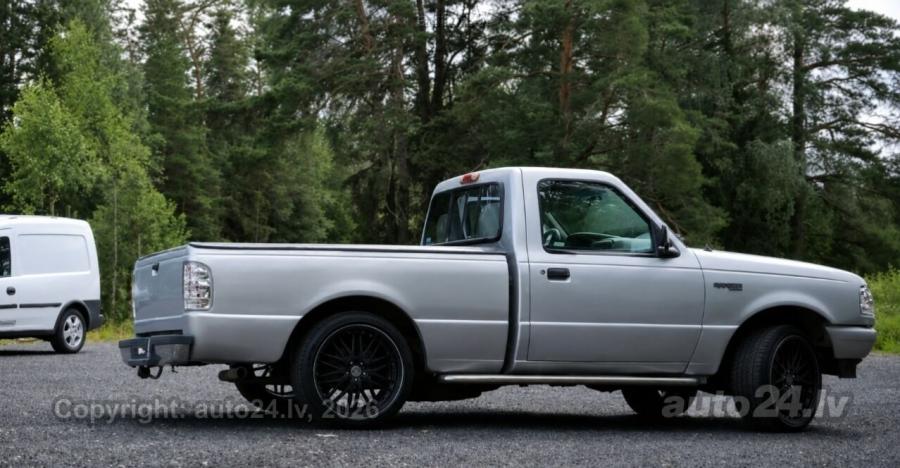 Pelēks Ford Ranger 1995 Pērnava, ar dzinēja tilpumu 2.30 L un nobraukumu 139 tūkst. km par 5000 €, foto 3 vietnē AUTOMOTO.COM.LV