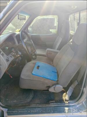 Pelēks Ford Ranger 1995 Pērnava, ar dzinēja tilpumu 2.30 L un nobraukumu 139 tūkst. km par 5000 €, foto 10 vietnē AUTOMOTO.COM.LV