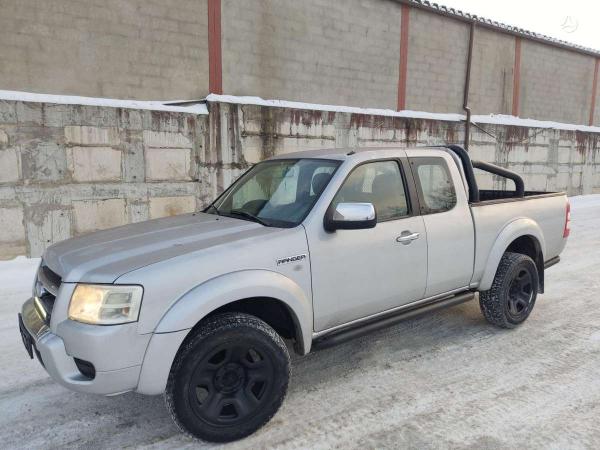 Pelēks Ford Ranger 2007 Šauļi, ar dzinēja tilpumu 2.50 L un nobraukumu 250 tūkst. km par 3599 €, foto 3 vietnē AUTOMOTO.COM.LV