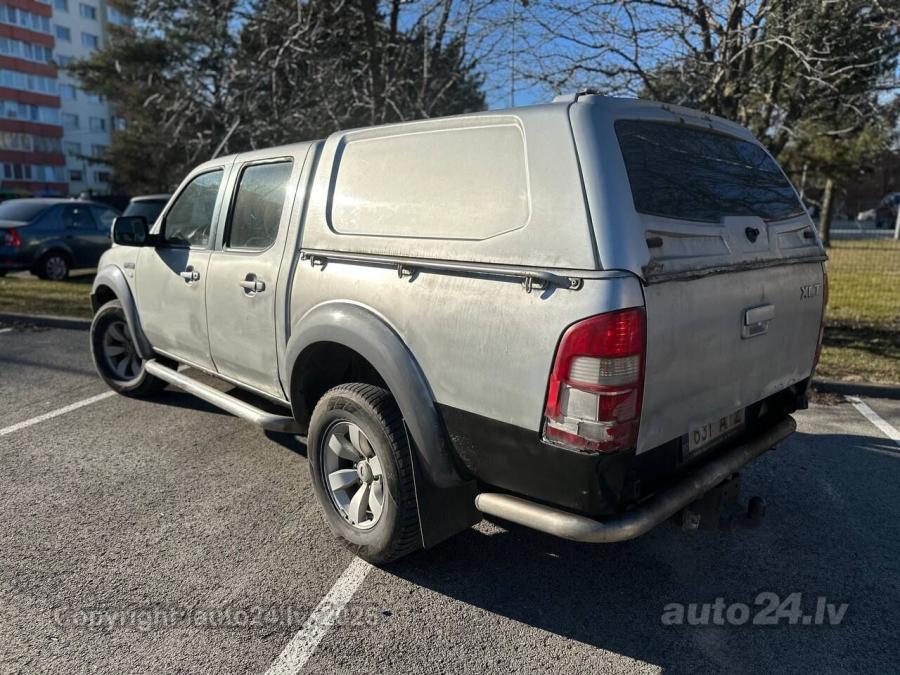 Grey Ford Ranger 2007 in Tallinn, with an engine capacity of 2.50 L and mileage of 300 thousand km for 3499 €, photo 5 on AUTOMOTO.COM.LV