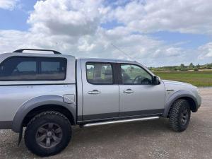 Grey Ford Ranger 2007 in Telschi, with an engine capacity of 0.00 L and mileage of 287 thousand km for 3800 €, photo 6 on AUTOMOTO.COM.LV