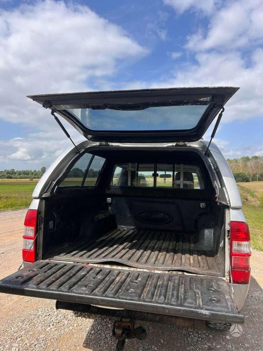 Grey Ford Ranger 2007 in Telschi, with an engine capacity of 0.00 L and mileage of 287 thousand km for 3800 €, photo 12 on AUTOMOTO.COM.LV