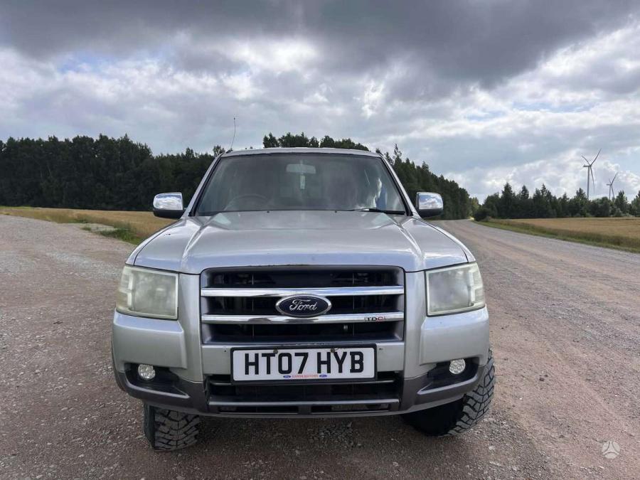 Grey Ford Ranger 2007 in Telschi, with an engine capacity of 0.00 L and mileage of 287 thousand km for 3800 €, photo 13 on AUTOMOTO.COM.LV