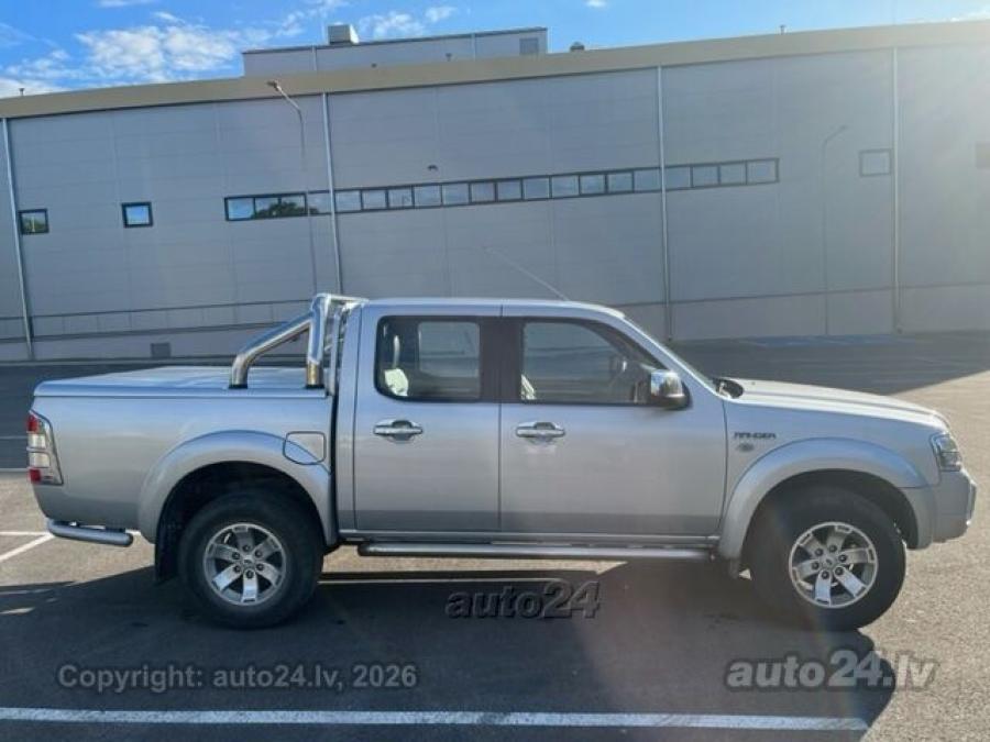 Pelēks Ford Ranger 2009 Kohtla-Jerve, ar dzinēja tilpumu 3.00 L un nobraukumu 267 tūkst. km par 8290 €, foto 2 vietnē AUTOMOTO.COM.LV