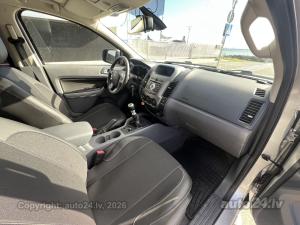 Pelēks Ford Ranger 2013 Tallina, ar dzinēja tilpumu 2.20 L un nobraukumu 230 tūkst. km par 14990 €, foto 6 vietnē AUTOMOTO.COM.LV