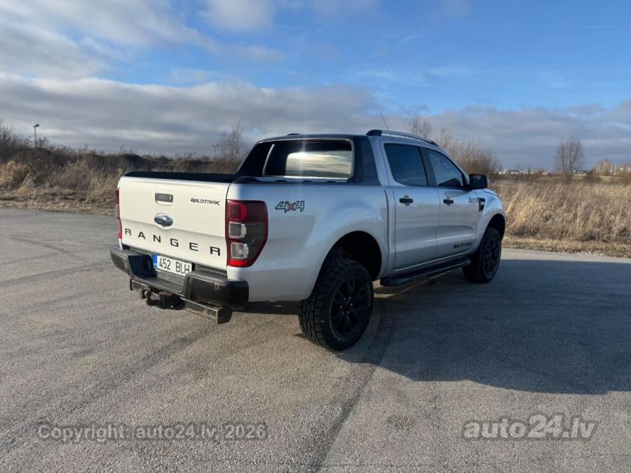 Pelēks Ford Ranger 2014 Tartu, ar dzinēja tilpumu 3.20 L un nobraukumu 349 tūkst. km par 15500 €, foto 3 vietnē AUTOMOTO.COM.LV
