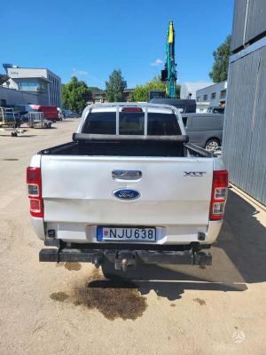 Pelēks Ford Ranger 2015 Viļņa, ar dzinēja tilpumu 2.20 L un nobraukumu 294 tūkst. km par 7000 €, foto 4 vietnē AUTOMOTO.COM.LV