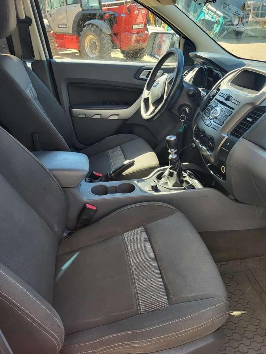 Pelēks Ford Ranger 2015 Viļņa, ar dzinēja tilpumu 2.20 L un nobraukumu 294 tūkst. km par 7000 €, foto 10 vietnē AUTOMOTO.COM.LV