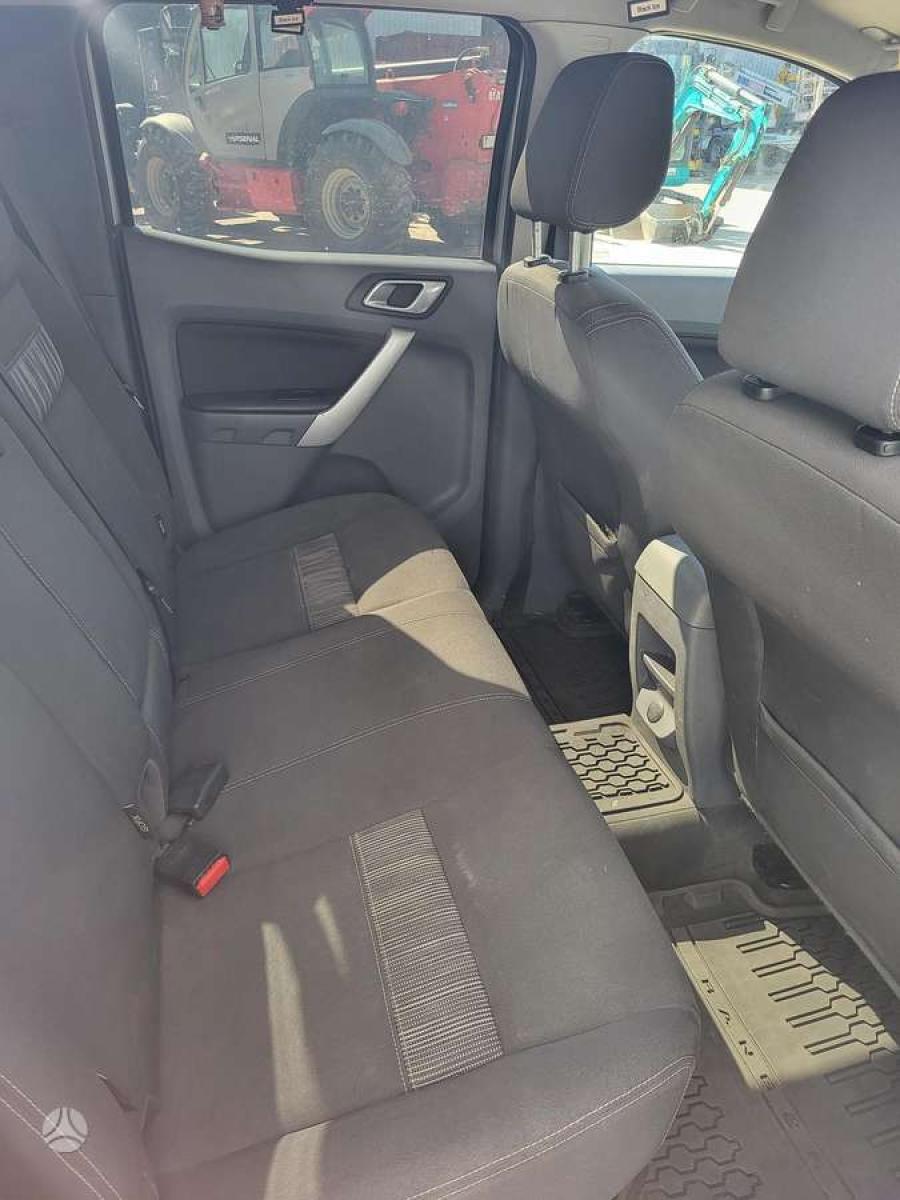 Pelēks Ford Ranger 2015 Viļņa, ar dzinēja tilpumu 2.20 L un nobraukumu 294 tūkst. km par 7000 €, foto 11 vietnē AUTOMOTO.COM.LV