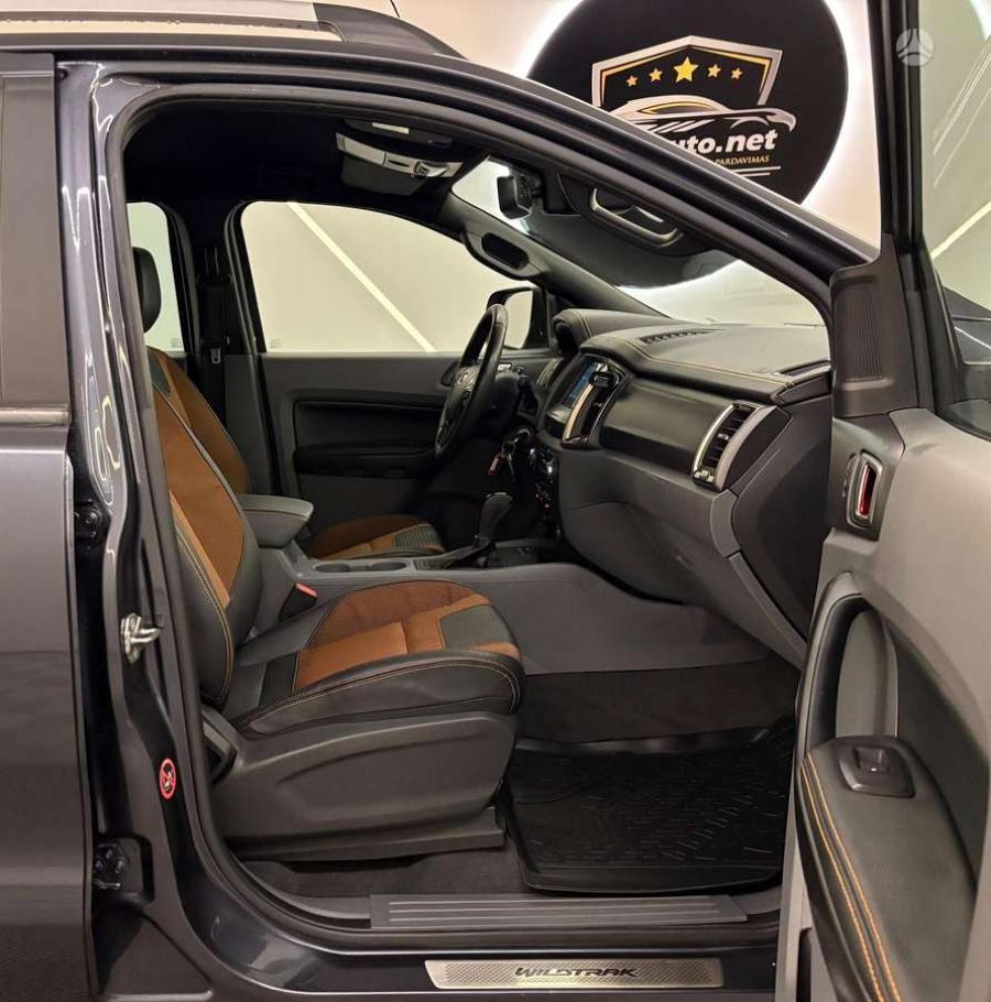 Pelēks Ford Ranger 2017 Marijampole, ar dzinēja tilpumu 3.20 L un nobraukumu 235 tūkst. km par 16999 €, foto 7 vietnē AUTOMOTO.COM.LV