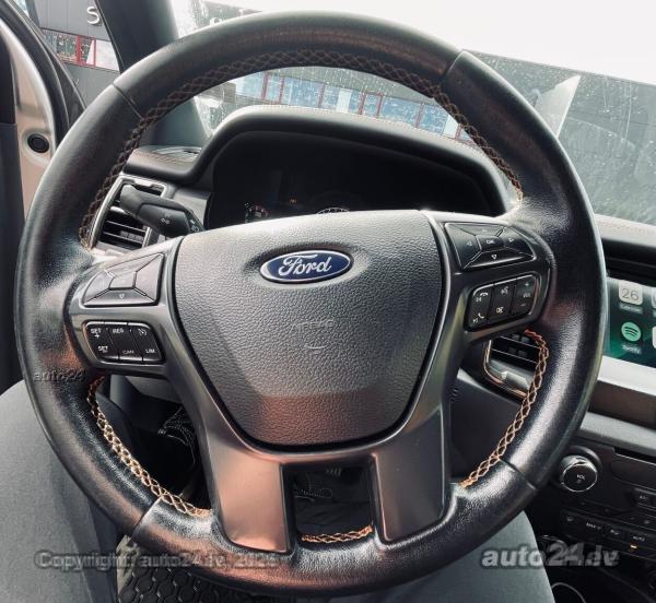 Pelēks Ford Ranger 2018 Tallina, ar dzinēja tilpumu 3.20 L un nobraukumu 240 tūkst. km par 18500 €, foto 10 vietnē AUTOMOTO.COM.LV