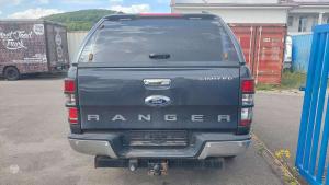 Pelēks Ford Ranger 2018 Panevēža, ar dzinēja tilpumu 3.20 L un nobraukumu 225 tūkst. km par 9200 €, foto 5 vietnē AUTOMOTO.COM.LV