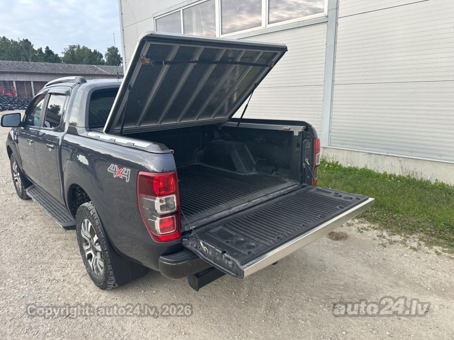 Pelēks Ford Ranger 2018 Kuresāre, ar dzinēja tilpumu 3.20 L un nobraukumu 178 tūkst. km par 18600 €, foto 7 vietnē AUTOMOTO.COM.LV