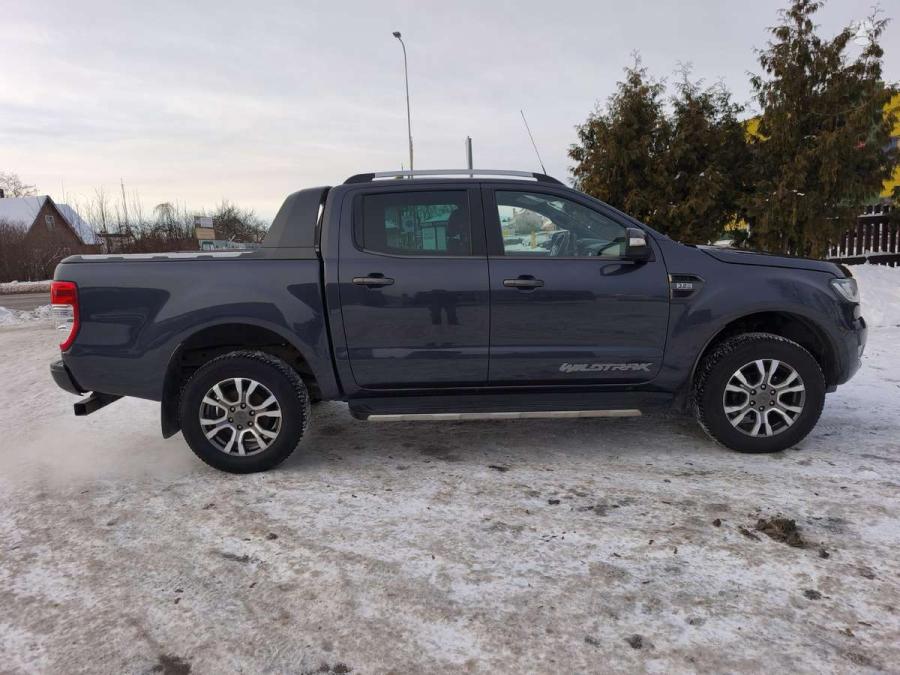 Grey Ford Ranger 2019 in Taurage, with an engine capacity of 3.20 L and mileage of 278 thousand km for 12500 €, photo 4 on AUTOMOTO.COM.LV
