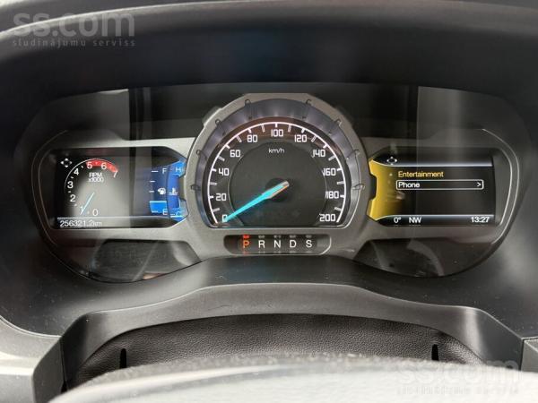 Pelēks Ford Ranger 2019 Valka, ar dzinēja tilpumu 3.20 L un nobraukumu 256 tūkst. km par 21175 €, foto 7 vietnē AUTOMOTO.COM.LV