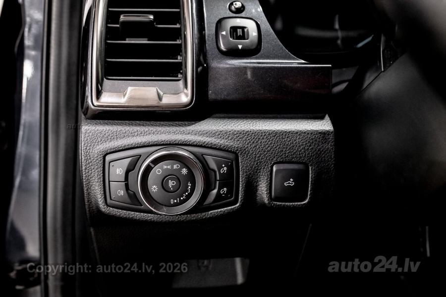 Pelēks Ford Ranger 2021 Pērnava, ar dzinēja tilpumu 2.00 L un nobraukumu 148 tūkst. km par 25990 €, foto 21 vietnē AUTOMOTO.COM.LV