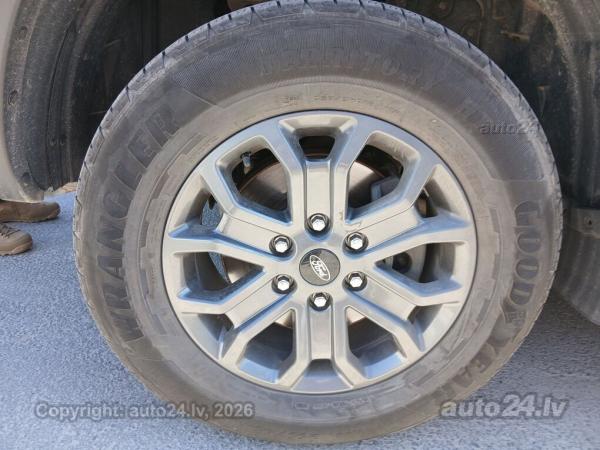 Grey Ford Ranger 2023 in Tallinn, with an engine capacity of 3.00 L and mileage of 75 thousand km for 65000 €, photo 9 on AUTOMOTO.COM.LV