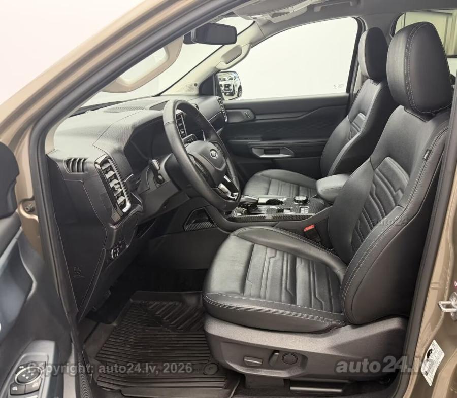 Grey Ford Ranger 2023 in Tallinn, with an engine capacity of 2.00 L and mileage of 55 thousand km for 49990 €, photo 11 on AUTOMOTO.COM.LV