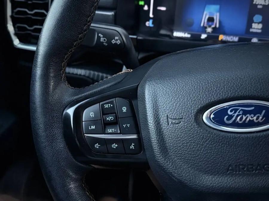 Grey Ford Ranger 2023 in Riga, with an engine capacity of 2.00 L and mileage of 84 thousand km for 41495 €, photo 10 on AUTOMOTO.COM.LV