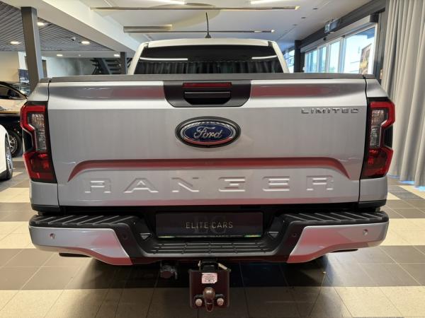 Grey Ford Ranger 2024 in Riga, with an engine capacity of 2.00 L and mileage of 68 thousand km for 39990 €, photo 5 on AUTOMOTO.COM.LV