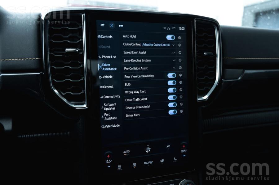 Pelēks Ford Ranger 2025 Rīga, ar dzinēja tilpumu 3.00 L un nobraukumu 48 tūkst. km par 46990 €, foto 23 vietnē AUTOMOTO.COM.LV