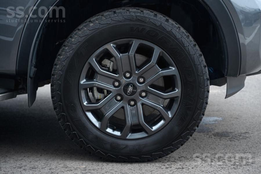 Pelēks Ford Ranger 2025 Rīga, ar dzinēja tilpumu 3.00 L un nobraukumu 48 tūkst. km par 46990 €, foto 33 vietnē AUTOMOTO.COM.LV