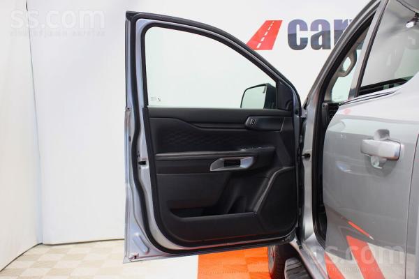 Grey Ford Ranger 2025 in Riga, with an engine capacity of 2.00 L and mileage of 69 thousand km for 37500 €, photo 9 on AUTOMOTO.COM.LV