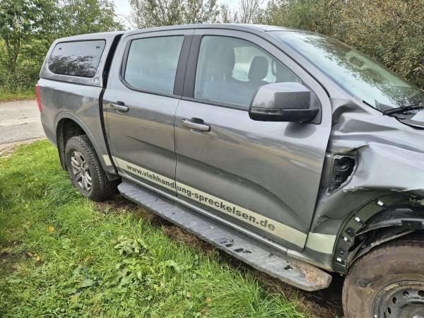 Pelēks Ford Ranger 2025 Marijampole, ar dzinēja tilpumu 0.00 L un nobraukumu 37 tūkst. km par 22500 €, foto  vietnē AUTOMOTO.COM.LV