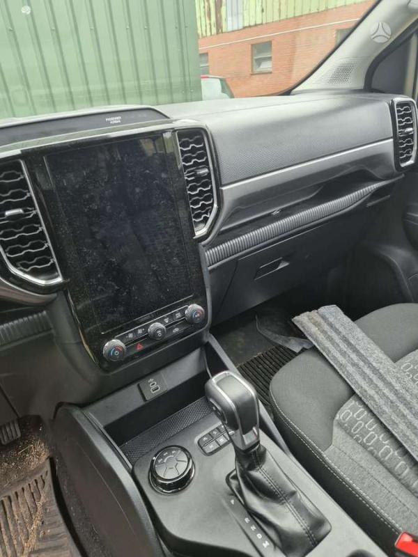 Ford Ranger 2025 Marijampole vietnē Pelēks Ford Ranger 2025 Marijampole, ar dzinēja tilpumu 0.00 L un nobraukumu 37 tūkst. km par 22500 €, foto 5 vietnē AUTOMOTO.COM.LV