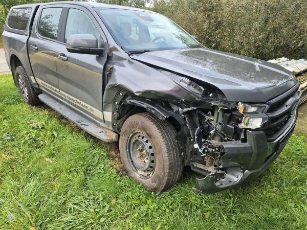 Ford Ranger 2025 Marijampole vietnē Pelēks Ford Ranger 2025 Marijampole, ar dzinēja tilpumu 0.00 L un nobraukumu 37 tūkst. km par 22500 €, foto 10 vietnē AUTOMOTO.COM.LV
