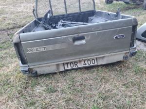 Pelēks Ford Ranger 2003 Liepāja, ar dzinēja tilpumu 2.50 L un nobraukumu 300 tūkst. km par 2950 €, foto 7 vietnē AUTOMOTO.COM.LV